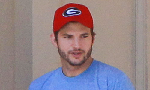 Ashton Kutcher Gets New Co-Star for Netflix’s ‘The Ranch’ | Ashton ...