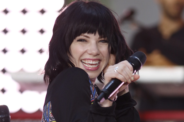 Carly Rae Jepsen Brings ‘Emotion’ To ‘Today’ – Watch Her Performances ...