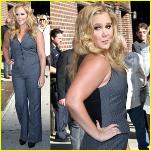 Amy Schumer Once Drunk-Ate Jake Gyllenhaal’s Frozen Cake | Amy Schumer ...