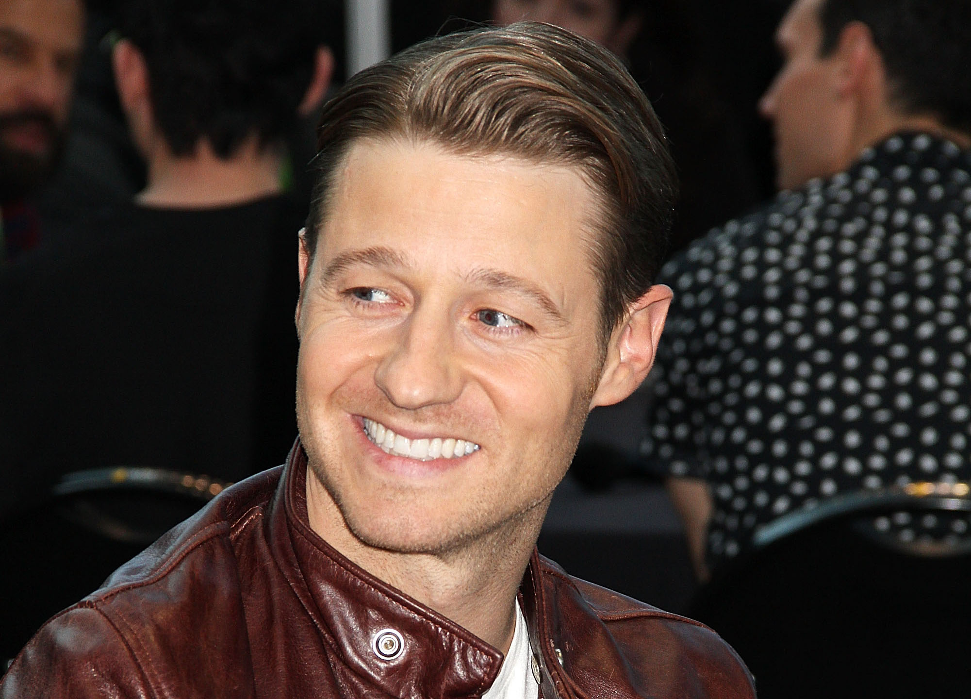 Ben McKenzie & ‘Gotham’ Cast Announce Exciting New Co-Star at NYCC ...
