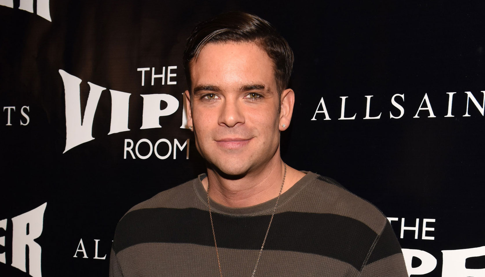 Mark Salling Keeps it Casual While Stopping by 7-Eleven | Mark Salling ...