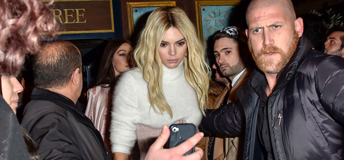 Kendall Jenner Fights Back Against Pushy Photographer After Balmain ...