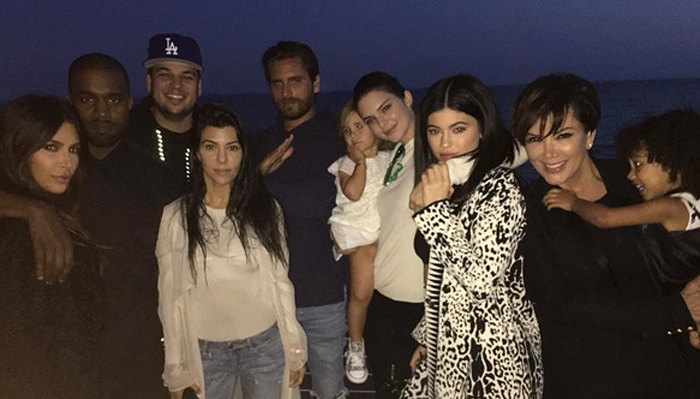 Rob Kardashian Celebrates Birthday at Dinner With His Family | Kanye ...