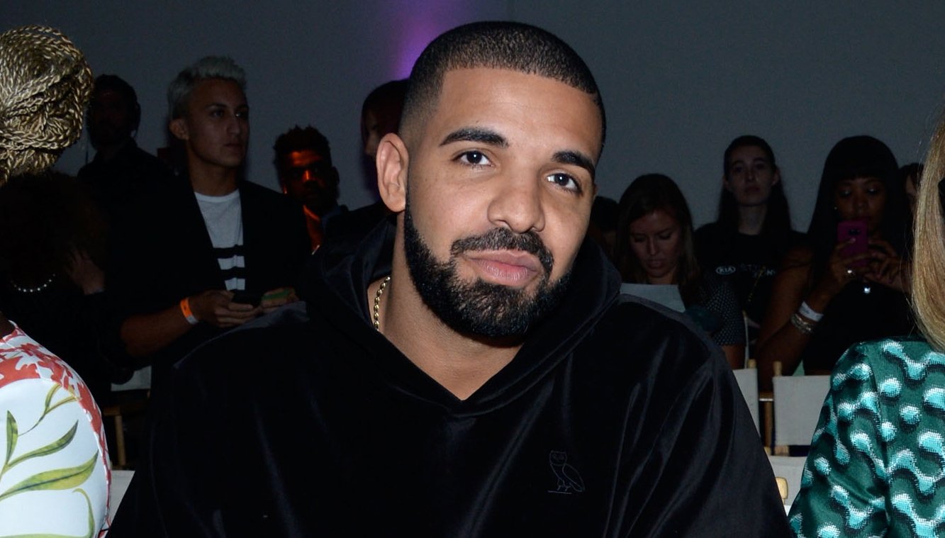 Drake Earns First Hot 100 Number One as Lead Artist! | Billboard, Drake ...