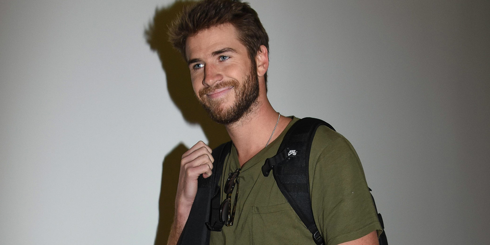 Liam Hemsworth Arrives in Sydney After ‘August Man’ Cover Reveal | Liam ...