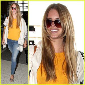 Lana Del Rey Rocks Lighter Locks at Airport Appearance | Lana Del Rey ...