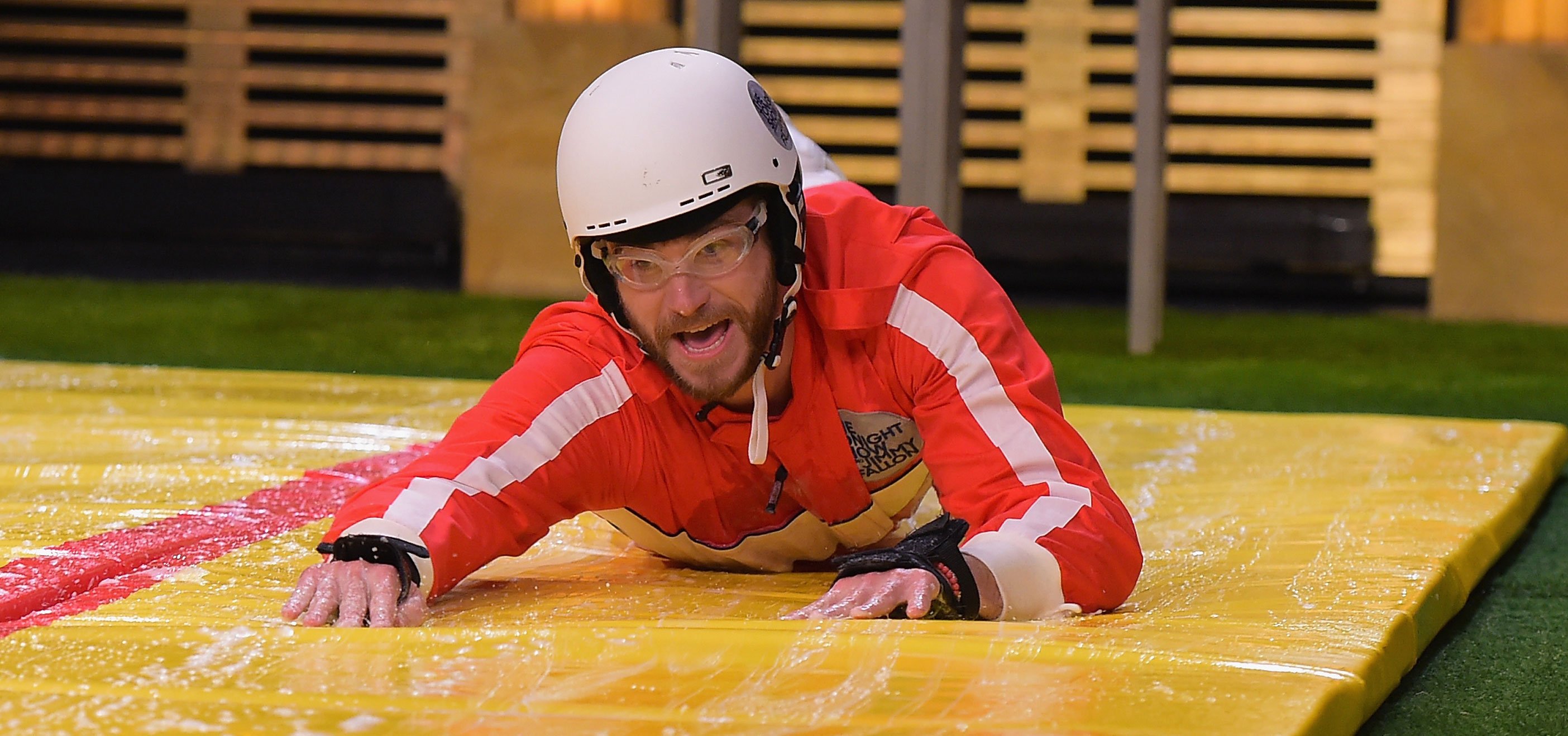 Liam Hemsworth Beats Jimmy Fallon in ‘Slip & Flip’ Game! | Jimmy Fallon ...