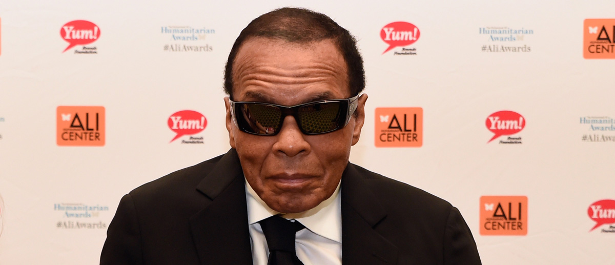 Legendary Boxer Muhammad Ali Hospitalized for Respiratory Problems ...