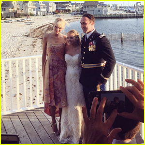 Taylor Swift Gives Surprise Performance at Fan’s Wedding! (Video ...
