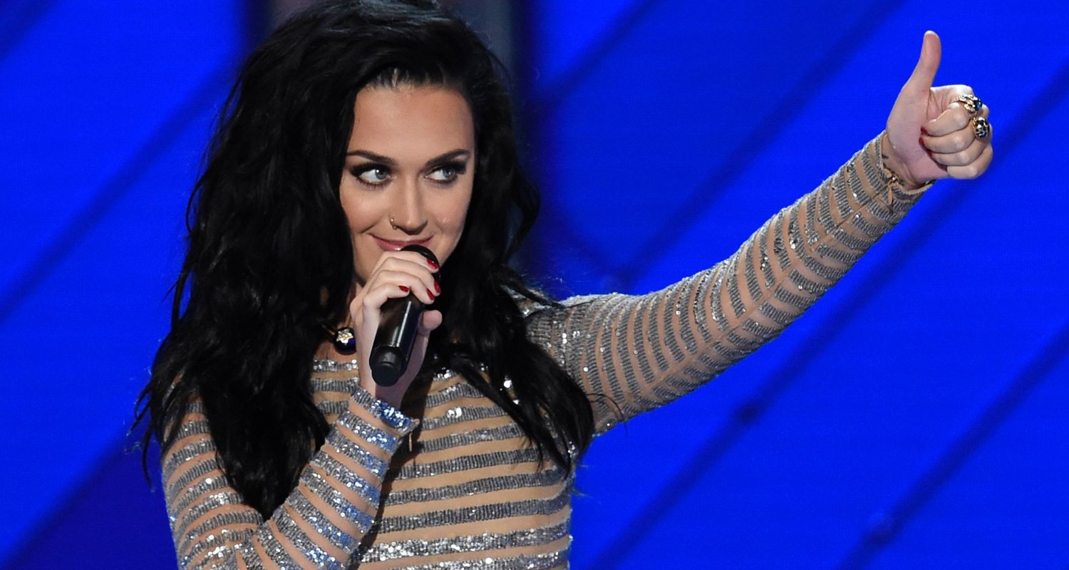 Katy Perry Gets Support From Boyfriend Orlando Bloom & Mia Moretti At ...