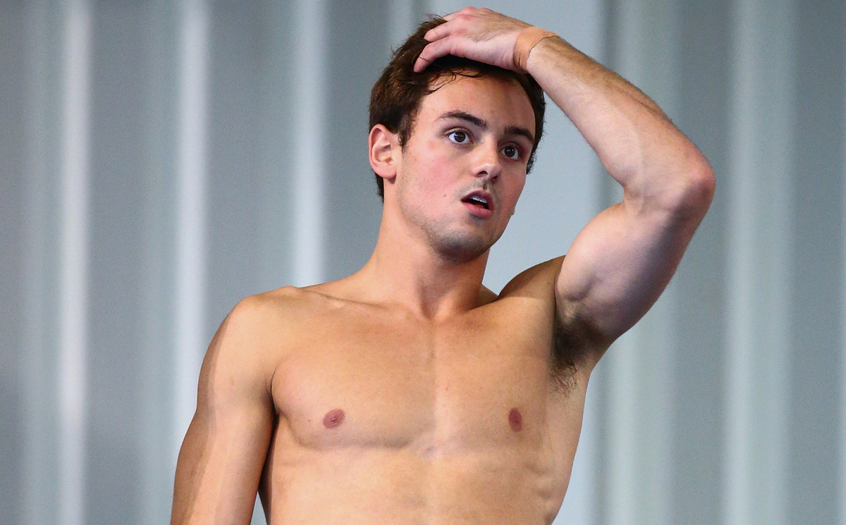 Tom Daley Reacts After Failing to Qualify for 10M Diving Final at Rio ...