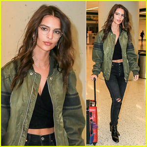 Emily Ratajkowski Shares Halloween Throwback Pic! | Emily Ratajkowski ...
