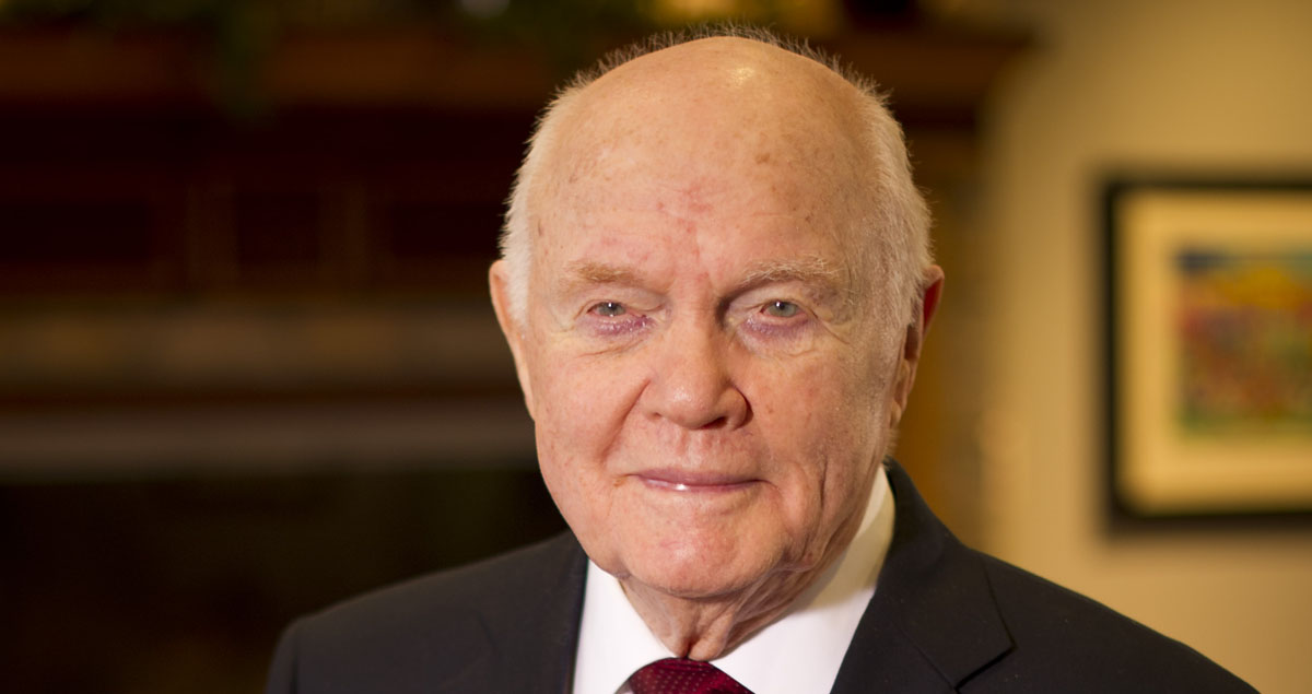 John Glenn RIP – NASA Astronaut & Former Senator Dies At 95 | John ...