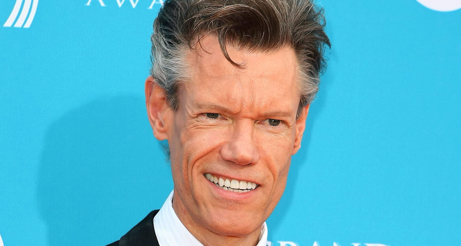 Randy Travis Gives Police Officer Special Christmas Surprise! | Randy ...