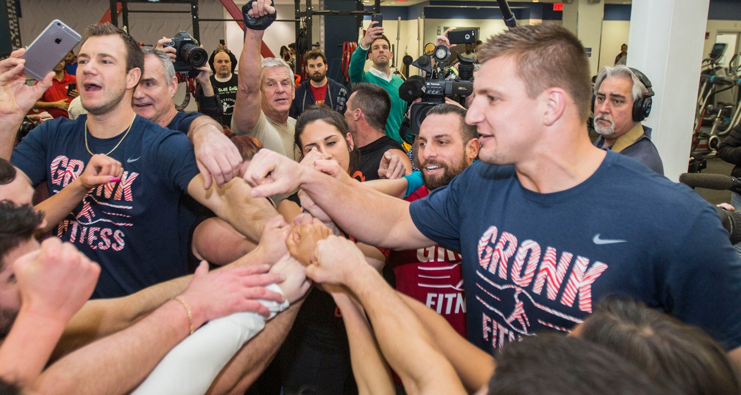 Rob Gronkowski Gets His Winning Season Despite Back Injury | Rob ...