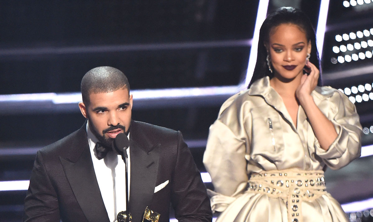 Drake Gave Rihanna a Special Birthday Shout-Out at His Concert | Drake ...