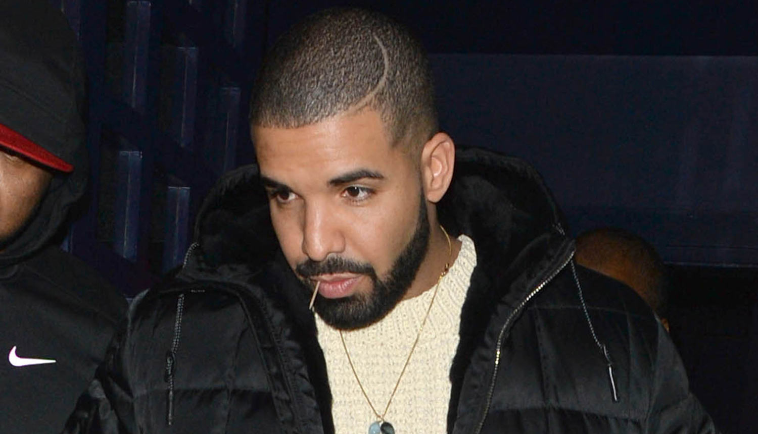 Drake Named Best-Selling Artist of 2016! | Drake, Music | Celebrity ...