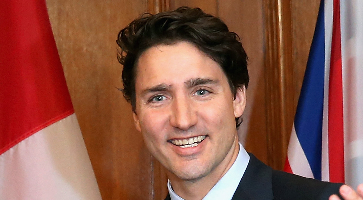 Justin Trudeau’s Hot Photos From His Youth Emerge | Justin Trudeau, Newsies | Celebrity News and ...