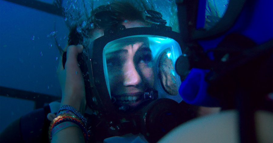 Mandy Moore Dives Into Shark Infested Waters in ’47 Meters Down ...