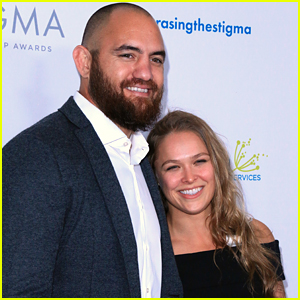 Ronda Rousey Confirms Engagement to Travis Browne with Hilarious ...