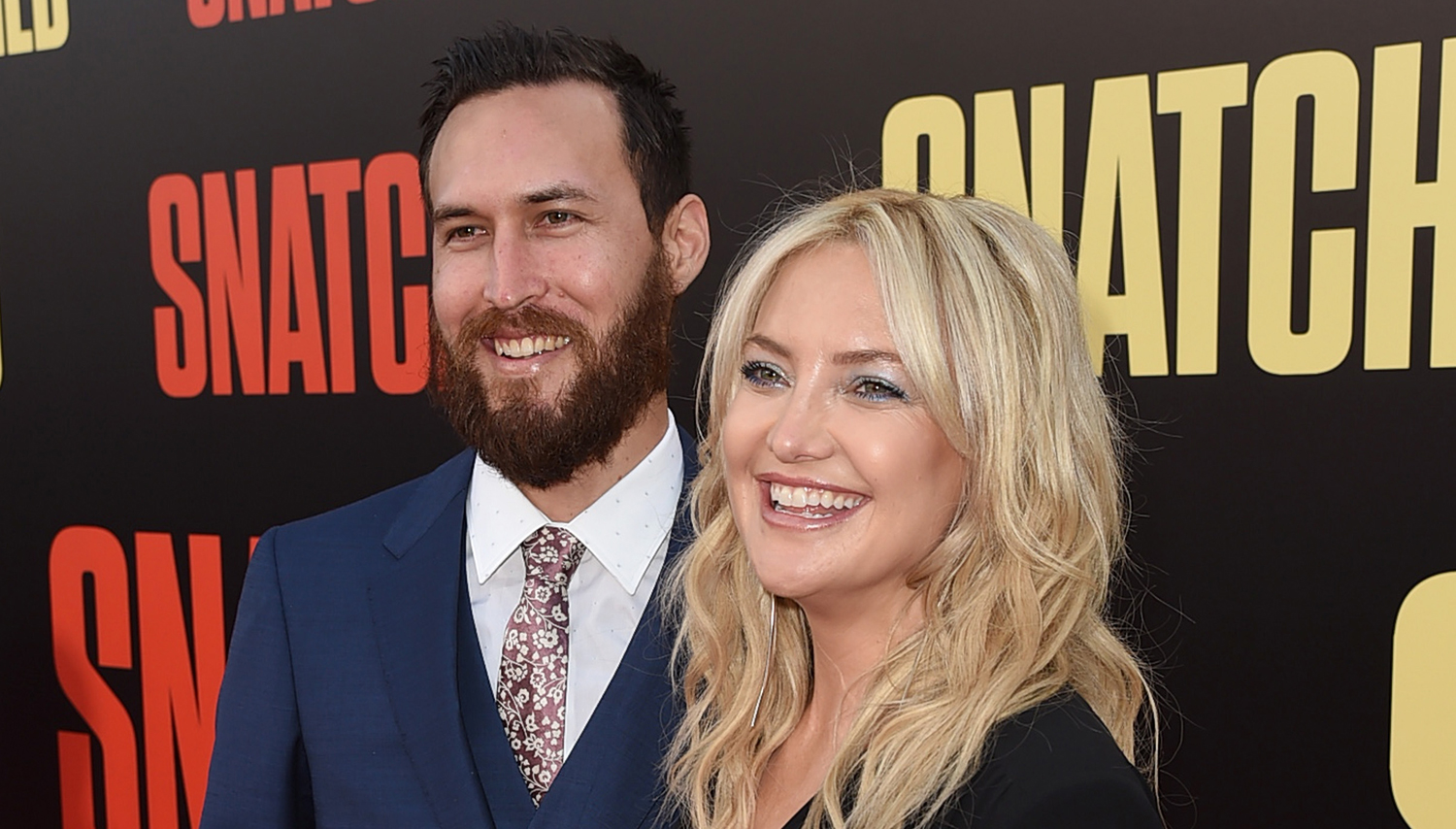 Kate Hudson & Boyfriend Danny Fujikawa Make Their Red Carpet Debut at ...