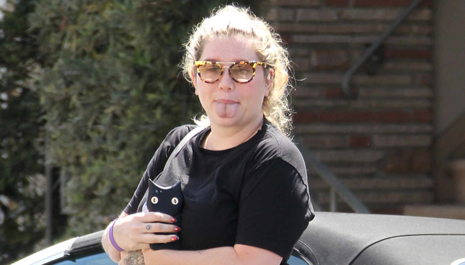 Kesha Shows Off Her New Tattoos! | Kesha | Celebrity News and Gossip ...