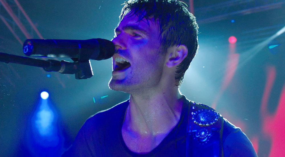 Alex Roe Sings in ‘Forever My Girl’ Teaser Trailer (Exclusive Video ...