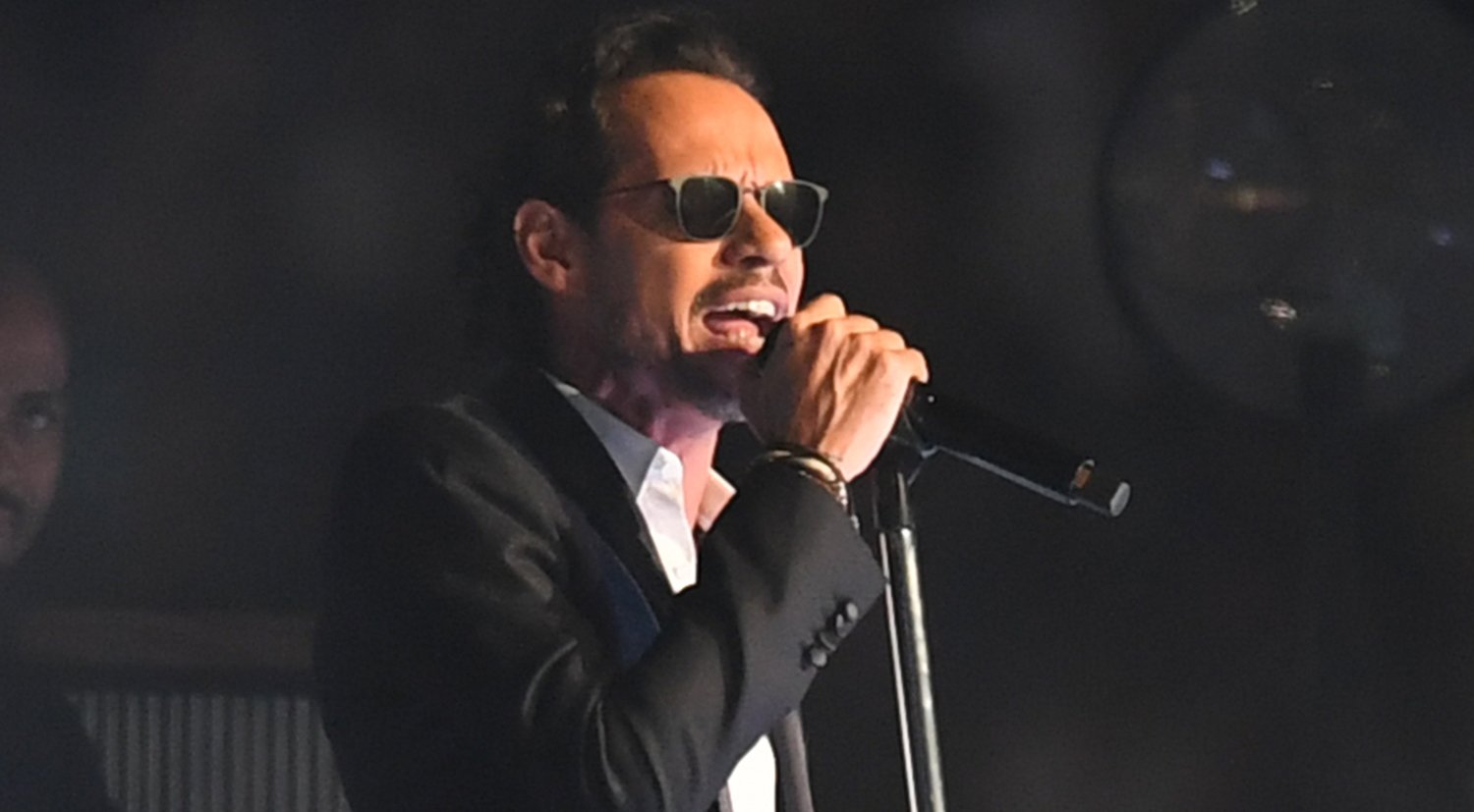 Marc Anthony Returns to the Stage After His Mother’s Death | Marc ...