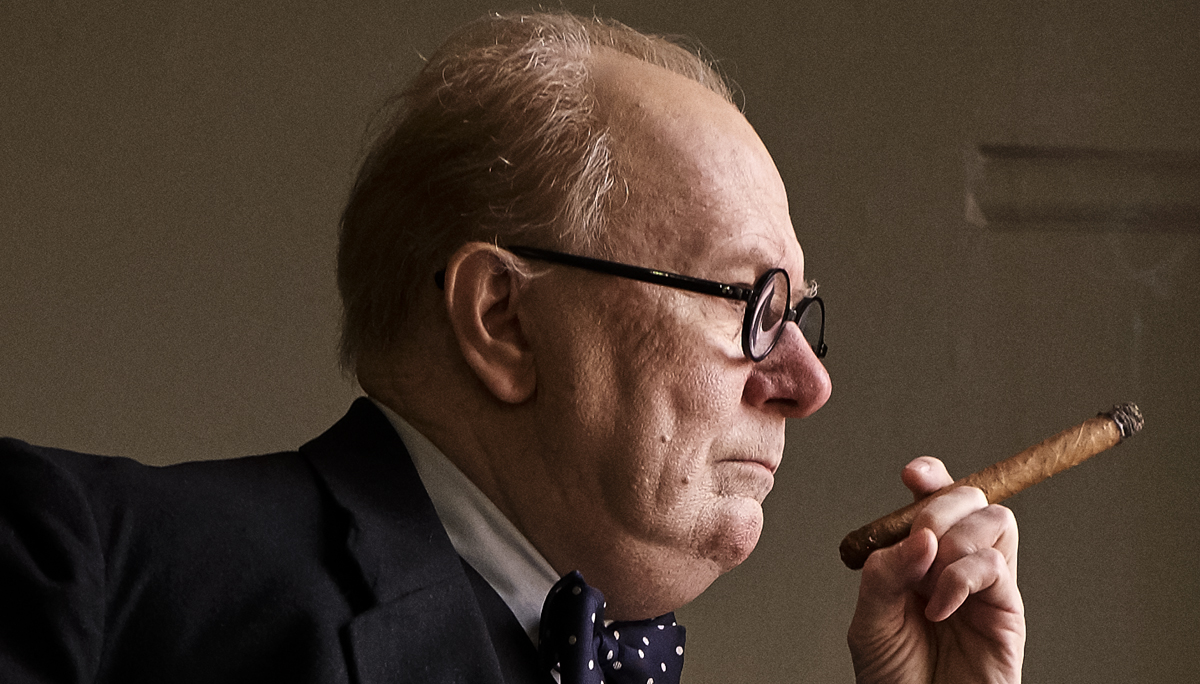 ‘Darkest Hour’ Trailer Debuts, Watch Gary Oldman as Winston Churchill ...