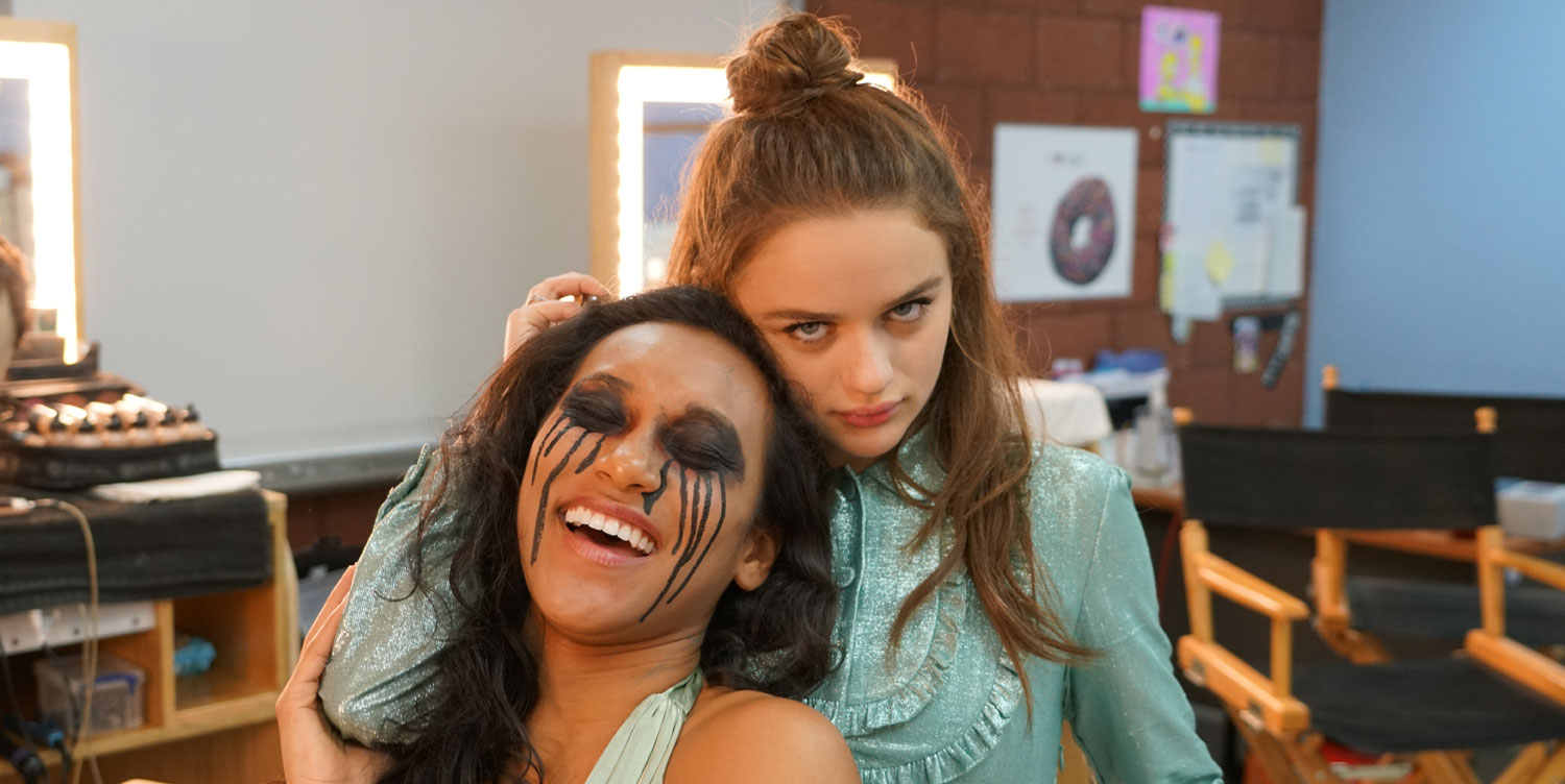 Joey King Takes Us Behind the Scenes of Wish Upon’s New Virtual Reality ...