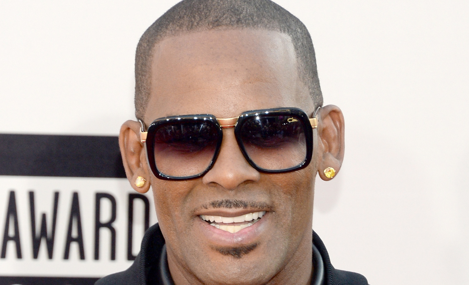 R. Kelly Denies He’s Holding Women Against Their Will | R. Kelly ...
