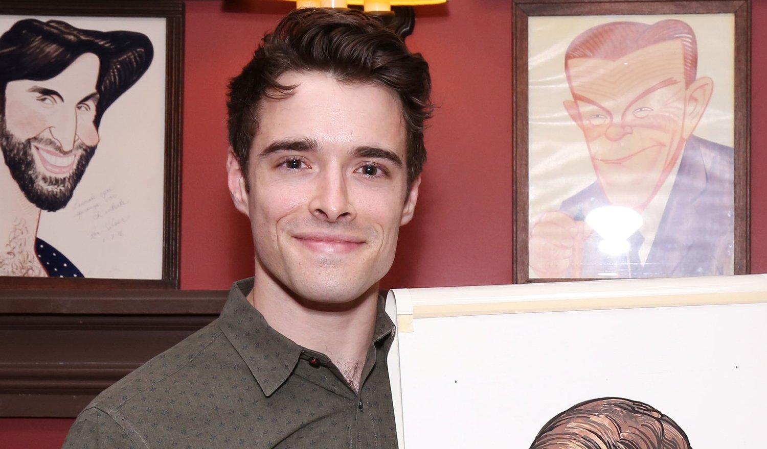 Broadway’s Corey Cott Unveils His Portrait at NY’s Sardi’s | Celebrity ...