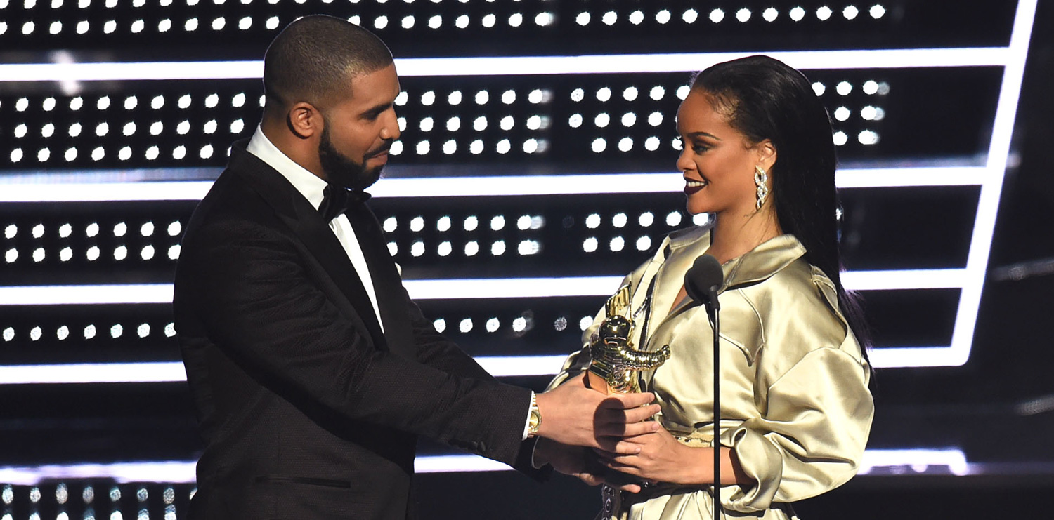 Drake Wears Socks With Rihanna on Them – See the Pics! | Drake, Rihanna ...