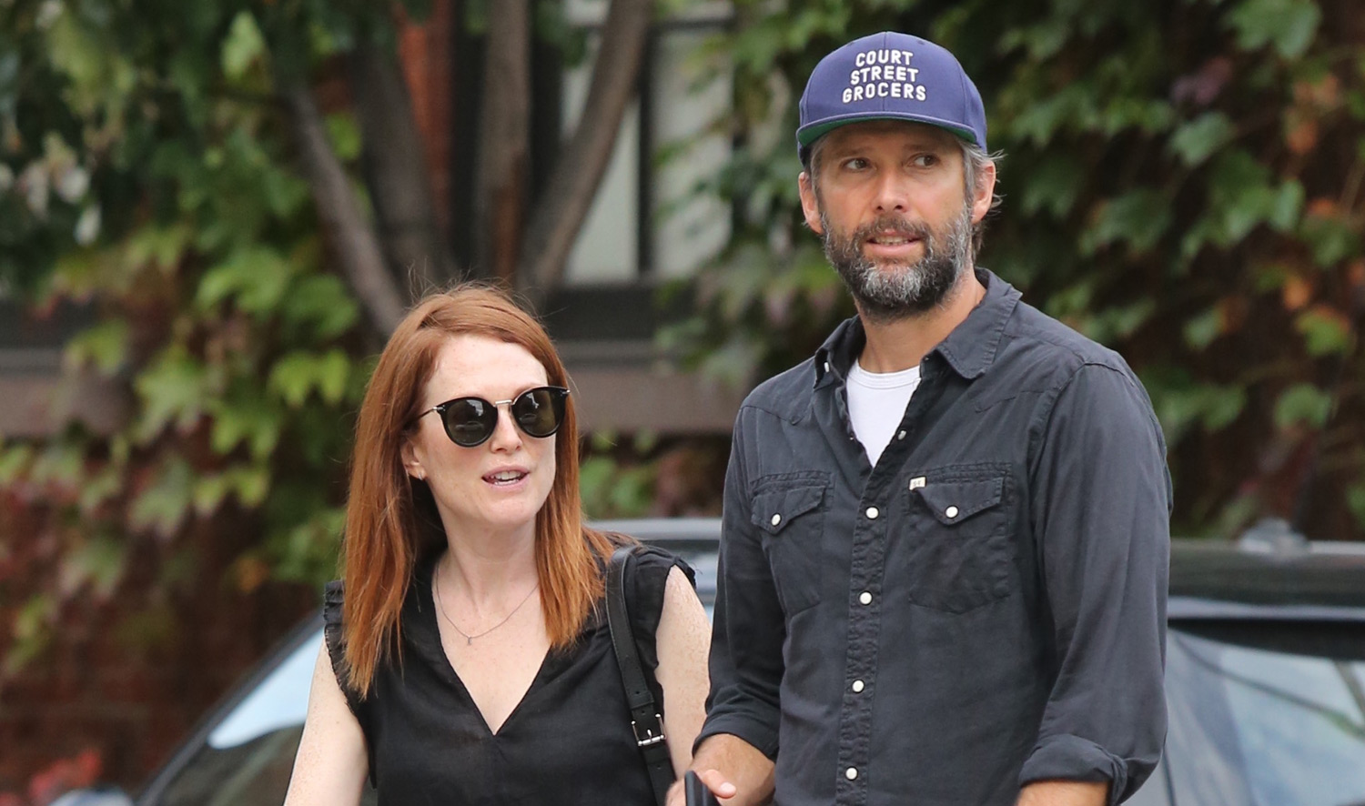 Julianne Moore & Husband Bart Freundlich Enjoy Leisurely NYC Stroll ...