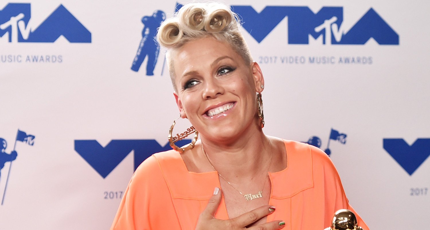 Pink Donates $500,000 to Red Cross After Hurricane Harvey | Hurricane ...