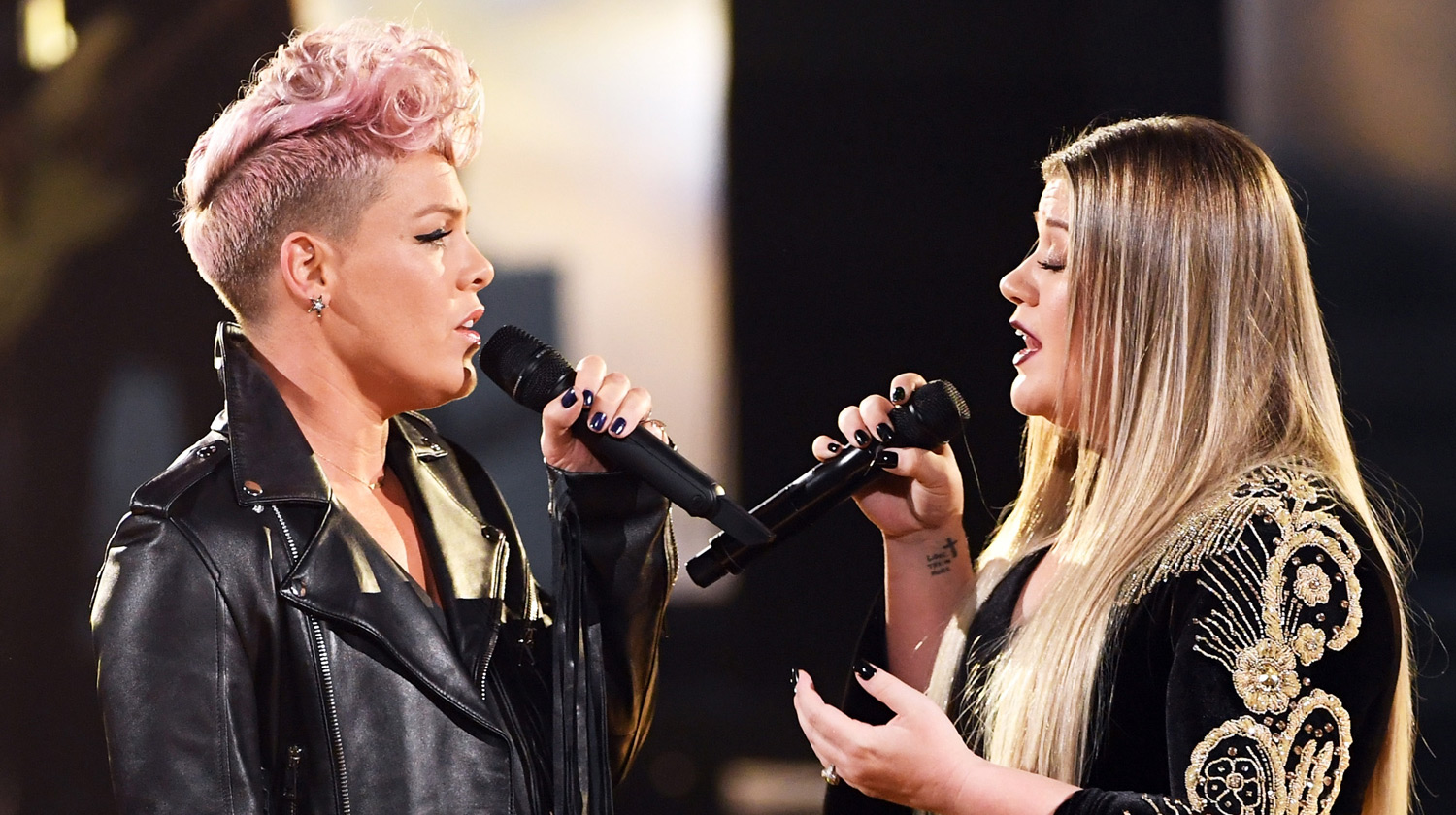 Pink & Kelly Clarkson Sing ‘Everybody Hurts’ to Open AMAs 2017 (Video ...