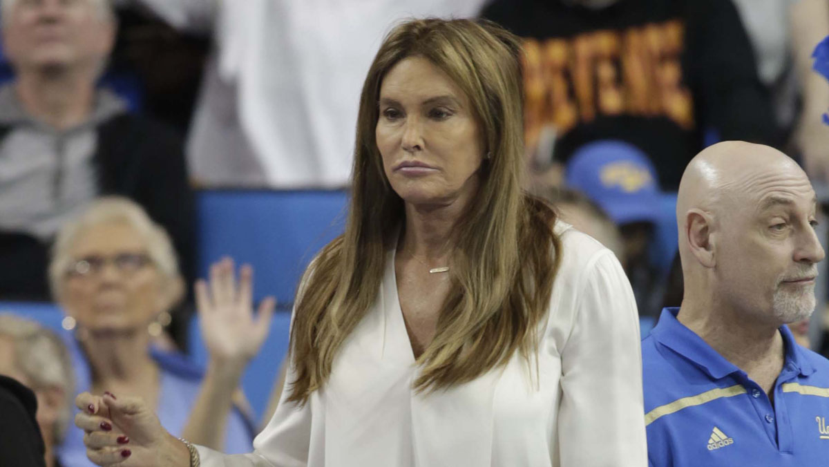 Caitlyn Jenner Cheers on UCLA Basketball Team | Alan Nierob, Caitlyn ...
