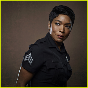 Ryan Murphy’s ’911′ Renewed for Season 2! | 9-1-1, Angela Bassett ...