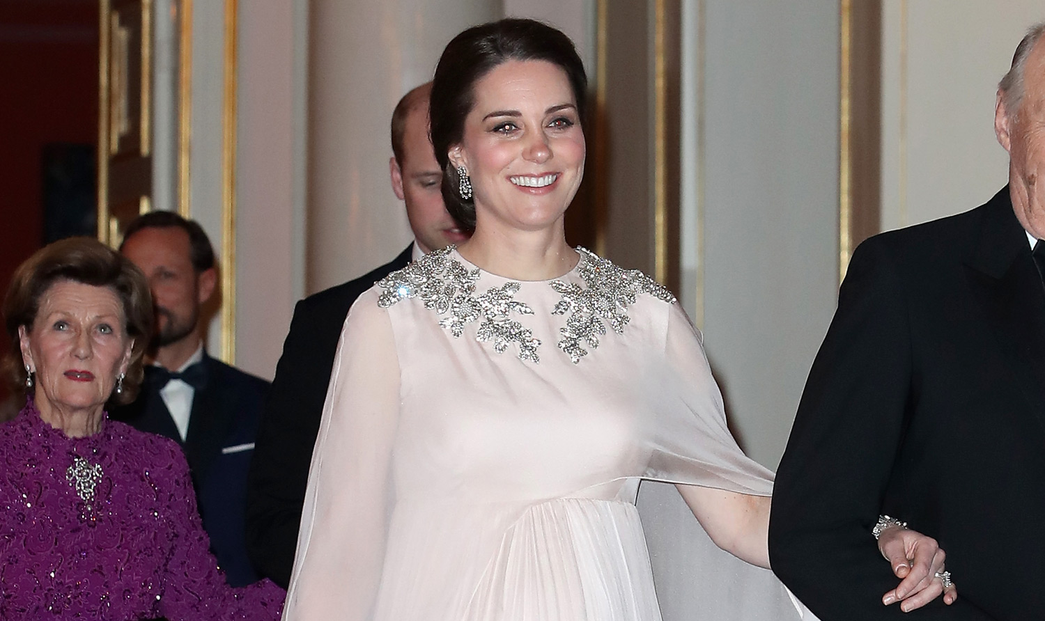 Pregnant Kate Middleton Is a True Goddess at Dinner in Norway! | Kate ...