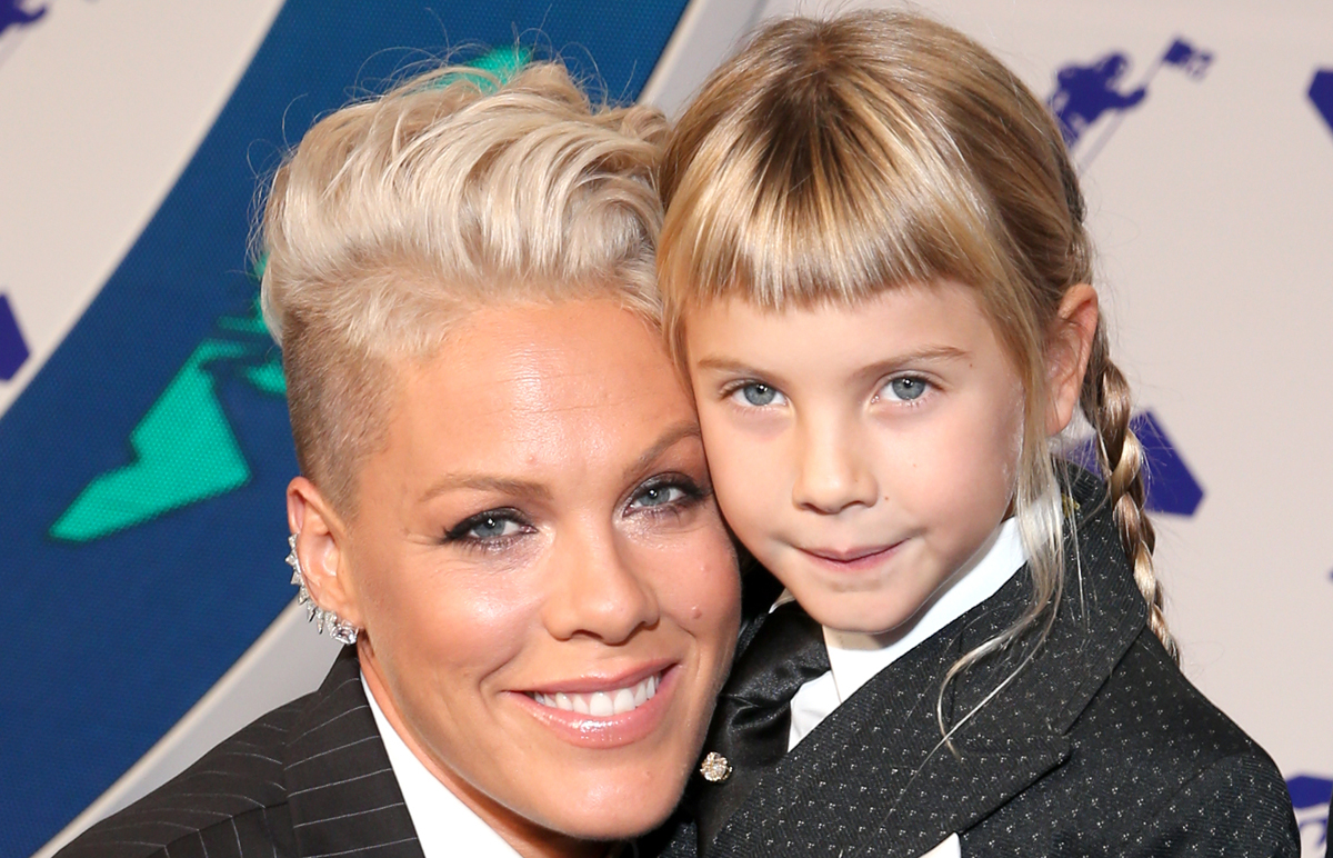 Pink’s Daughter Went All Out with Glitter Makeup for Her Concert ...