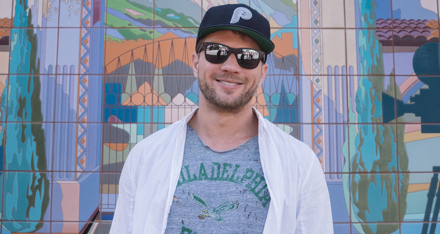Ryan Phillippe Kicks Off the Weekend at Universal Studios! | Ryan ...