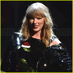 Taylor Swift Reveals ‘Reputation Tour’ Backstage Rep Room | Reputation ...