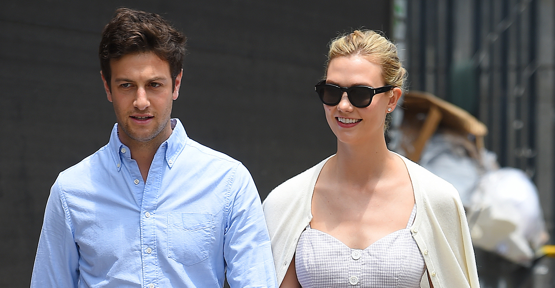 Karlie Kloss & Joshua Kushner Hold Hands in NYC! | Joshua Kushner, Karlie Kloss | Celebrity News ...