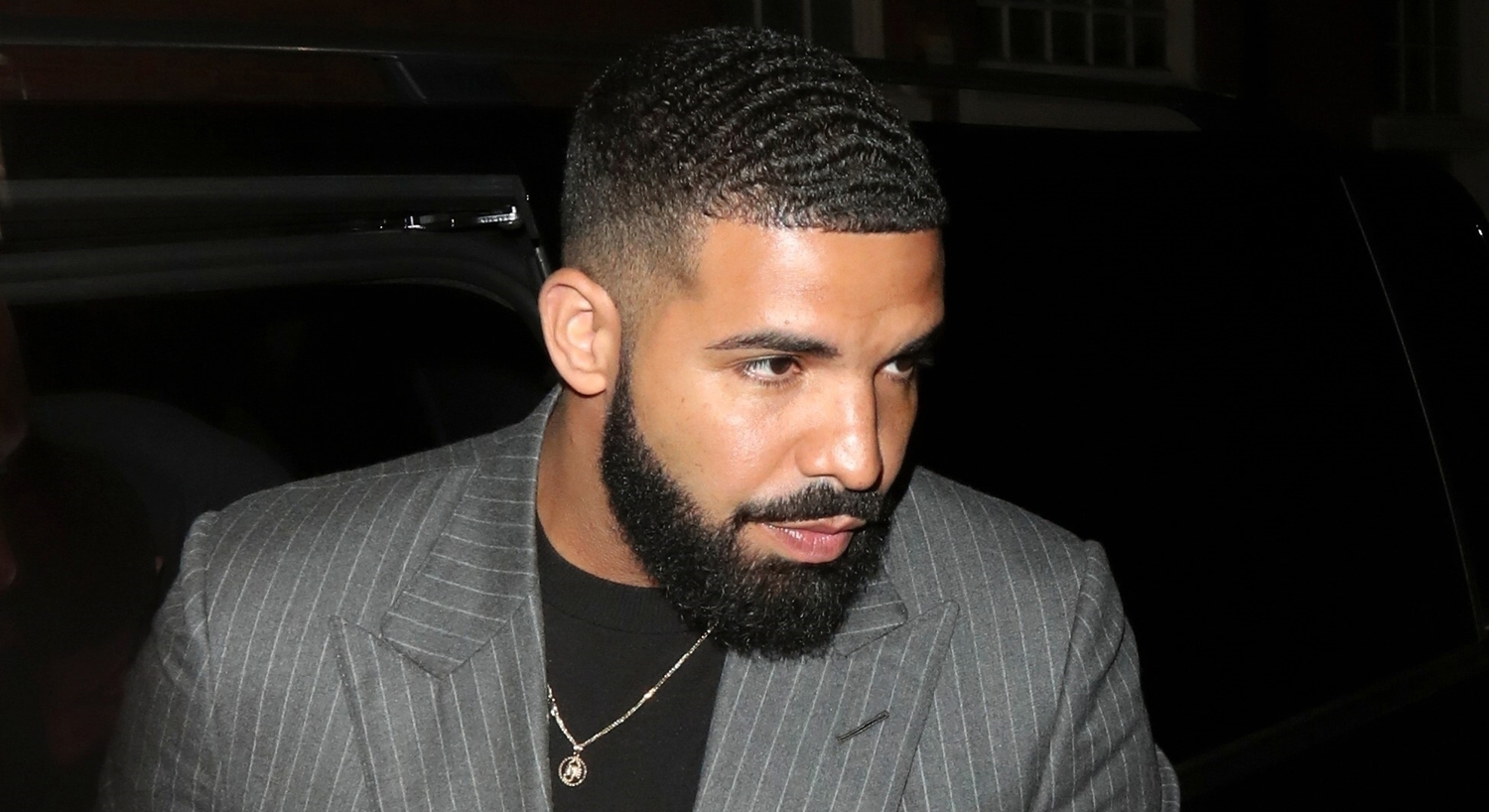 Drake Suits Up for Night Out in London! | Drake | Celebrity News and ...