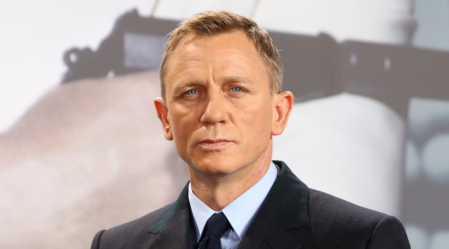 ‘Bond 25′ Release Date Is Up in the Air Amid Director’s Exit | Daniel ...