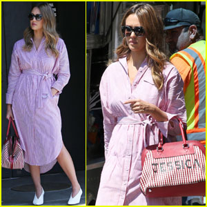 Jessica Alba Carries a Custom Purse While Shooting a Commercial ...