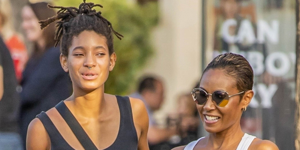 Jada Pinkett Smith & Daughter Willow Smith Go Shopping Together Over ...