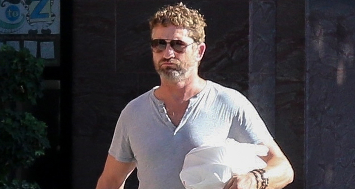 Gerard Butler Grabs Lunch While Running Errands in Beverly Hills ...