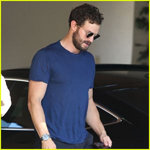 Jamie Dornan Muscles Up For Weekend Meeting | Jamie Dornan | Celebrity ...
