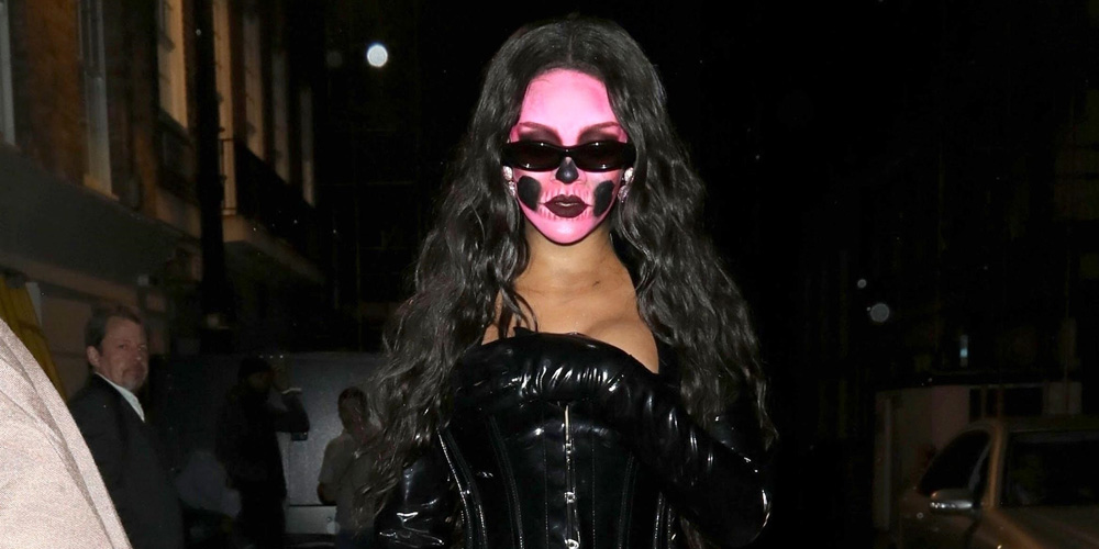 Rihanna Is a Sexy, Spooky Skull Diva for Halloween! | Halloween ...
